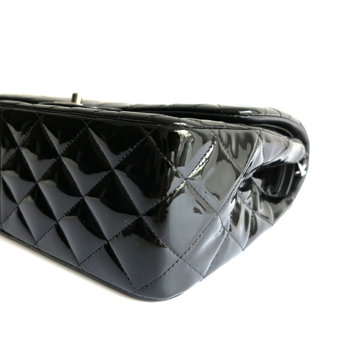 CHANEL Jumbo Classic Double Flap Bag in Black Patent Leather – Dearluxe